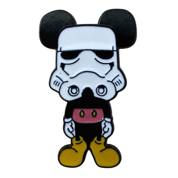 None | Jewelry | Mickey Mouse Stormtrooper Pin New Essential For Star ...